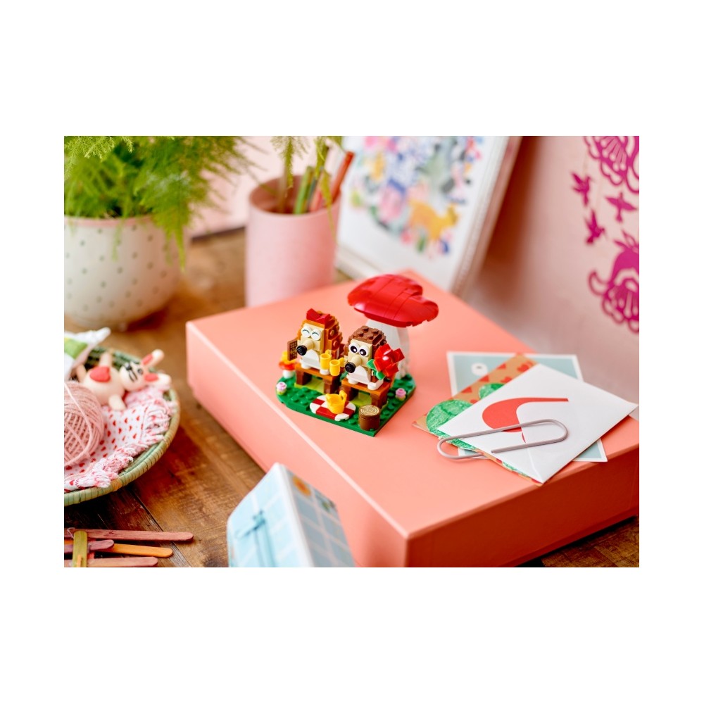 LEGO | LEGO® 40711 ICONIC Ježčí rande s piknikem - MořeLega - MořeKostek